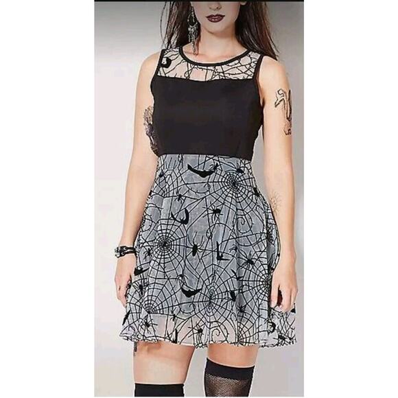 Spirit | Dresses | Spirit Black Spider Web Bat Fit Flare Dress Small ...